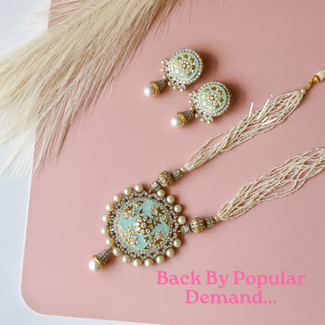 Amna Babar Look – á La Couture