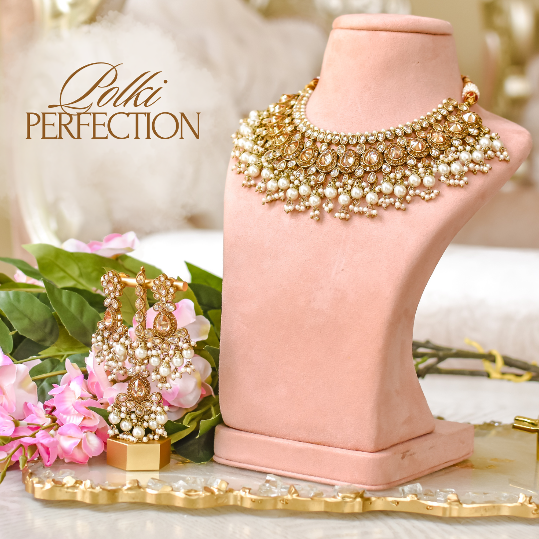 Minza Set – á La Couture