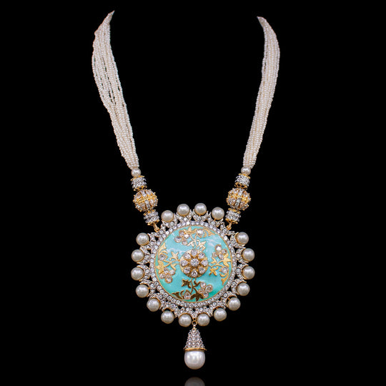 Amna Babar Look – á La Couture