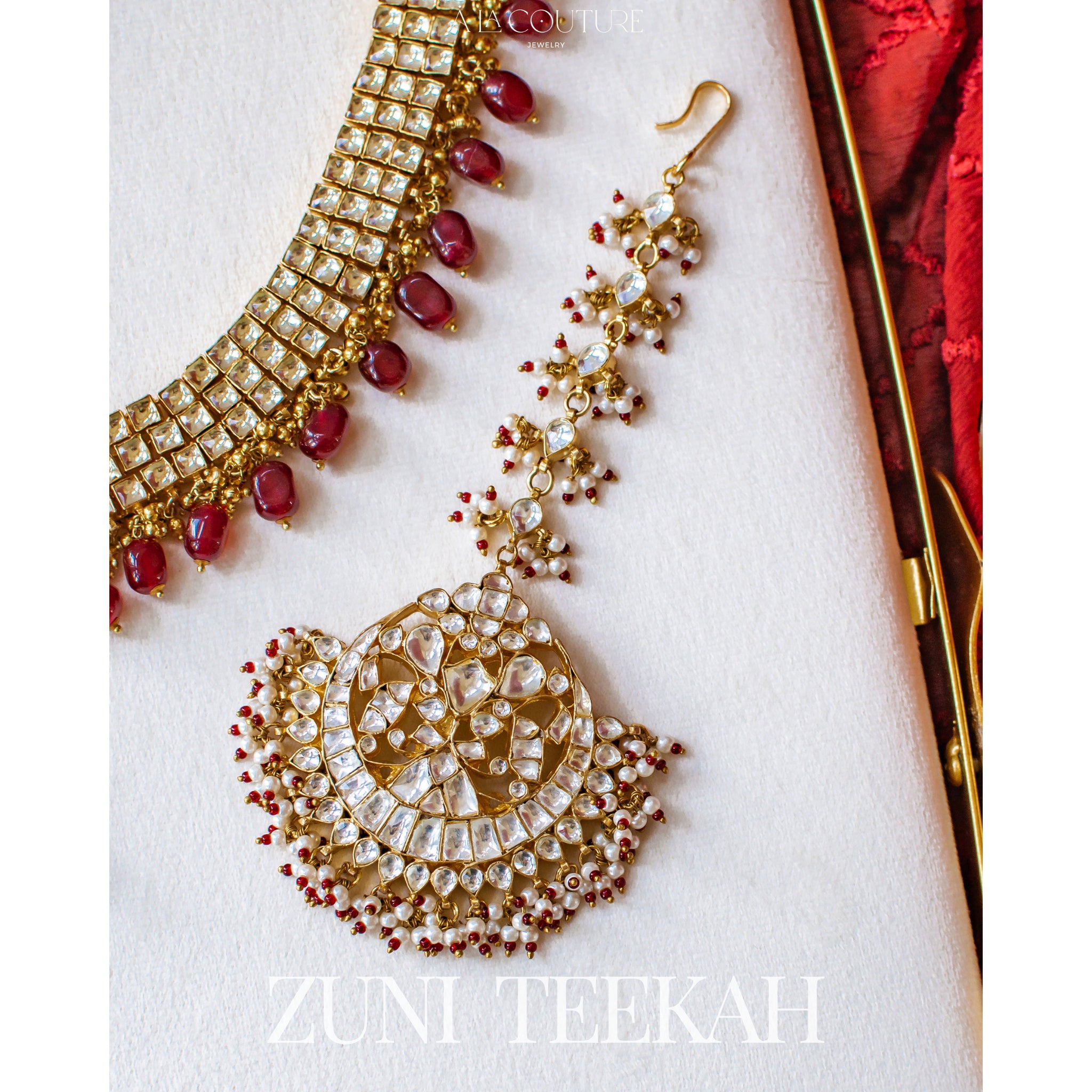 Zuni Teekah - Ruby – á La Couture