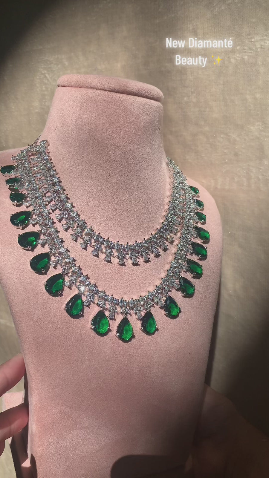 Tripti Set – á La Couture