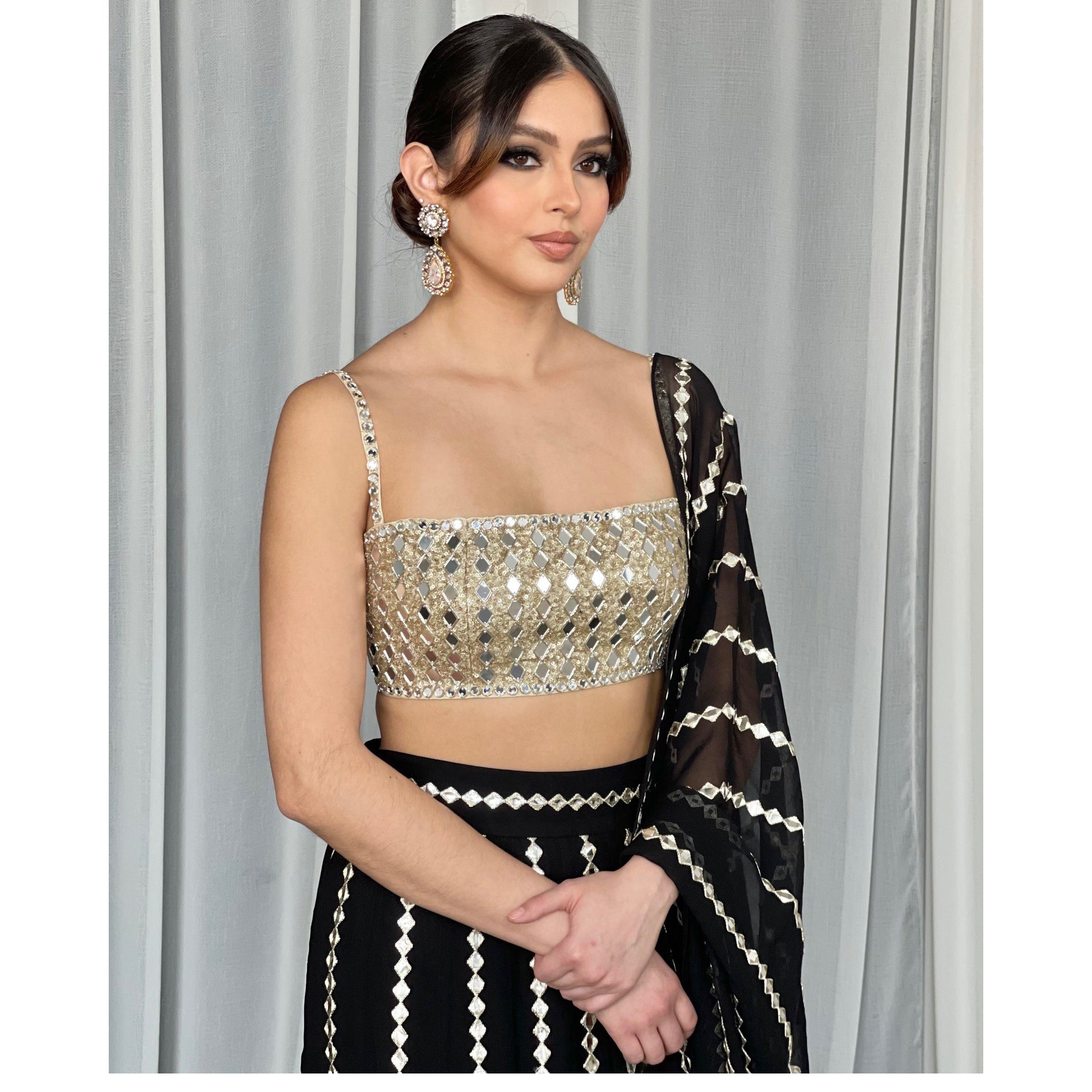 Shreena Earrings Look – á La Couture